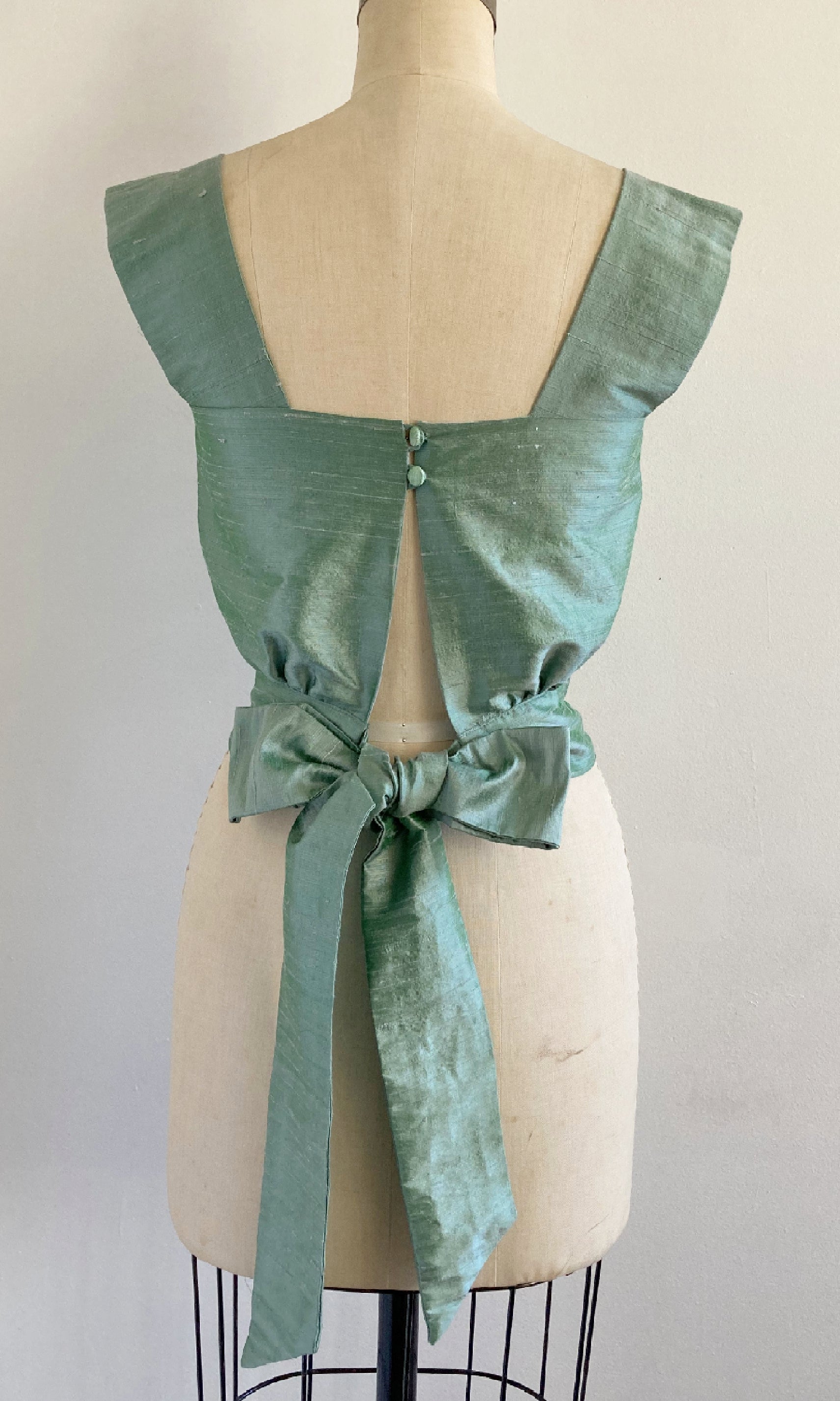 Mint Shantung Tied Apron Top – Kimera